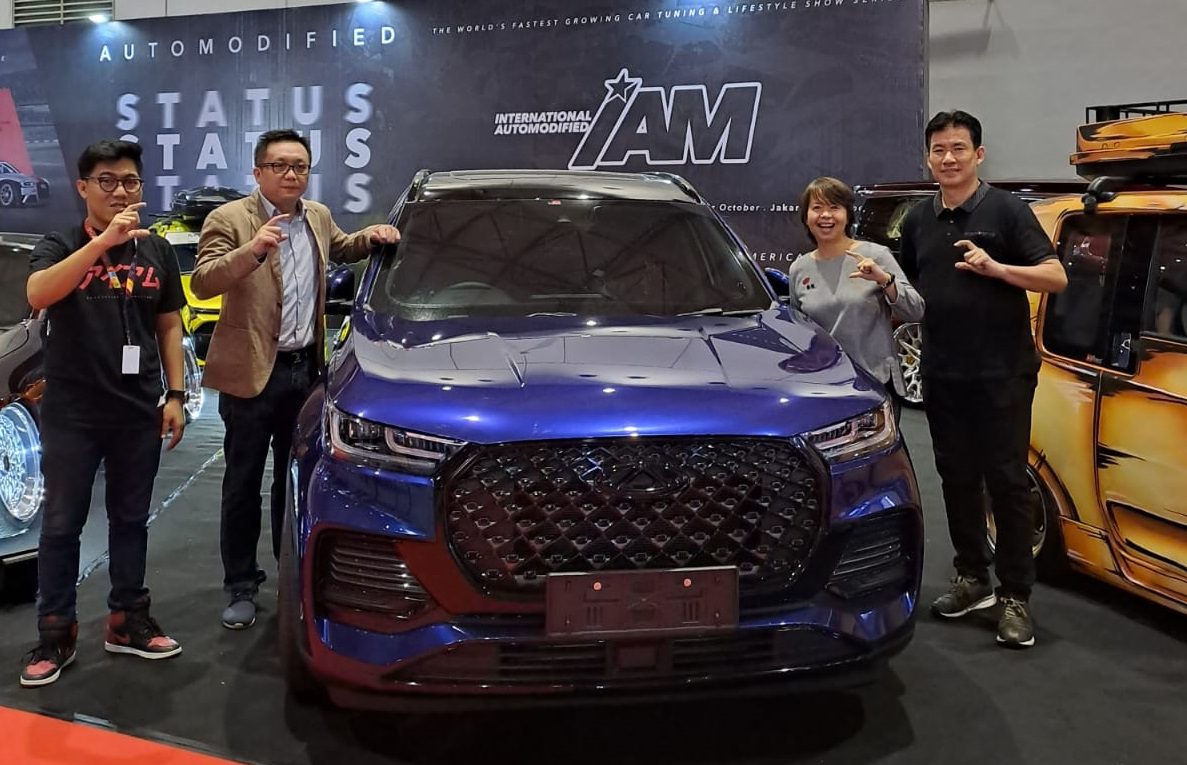 Foto Bareng Chery Tiggo 8 Pro Blue “Eye Catching” Dapat 10 Juta