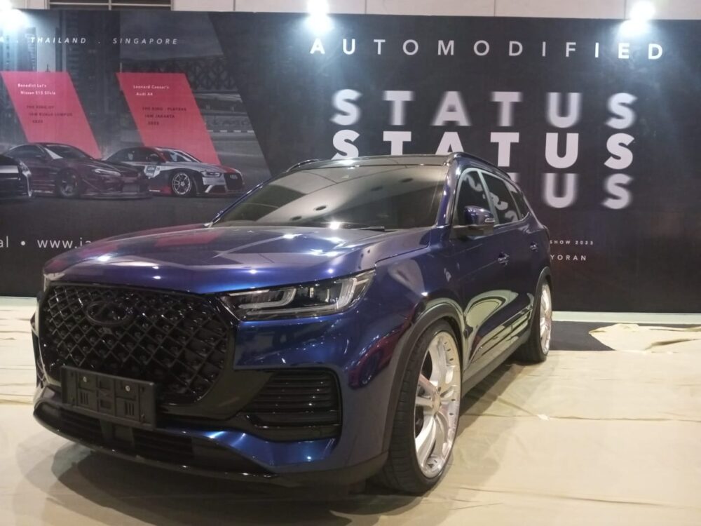 Foto Bareng Chery Tiggo 8 Pro Blue “Eye Catching” Dapat 10 Juta