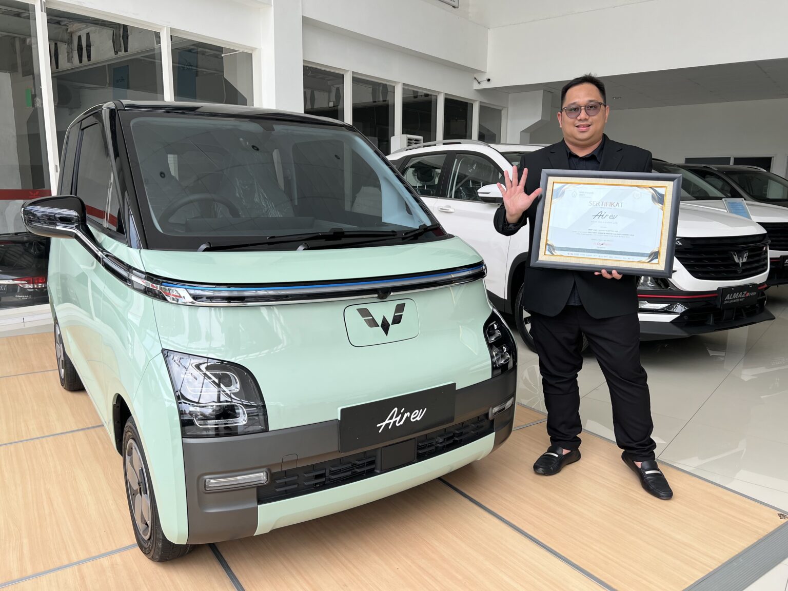 Wuling Air ev Jadi Terdepan di Solo Raya