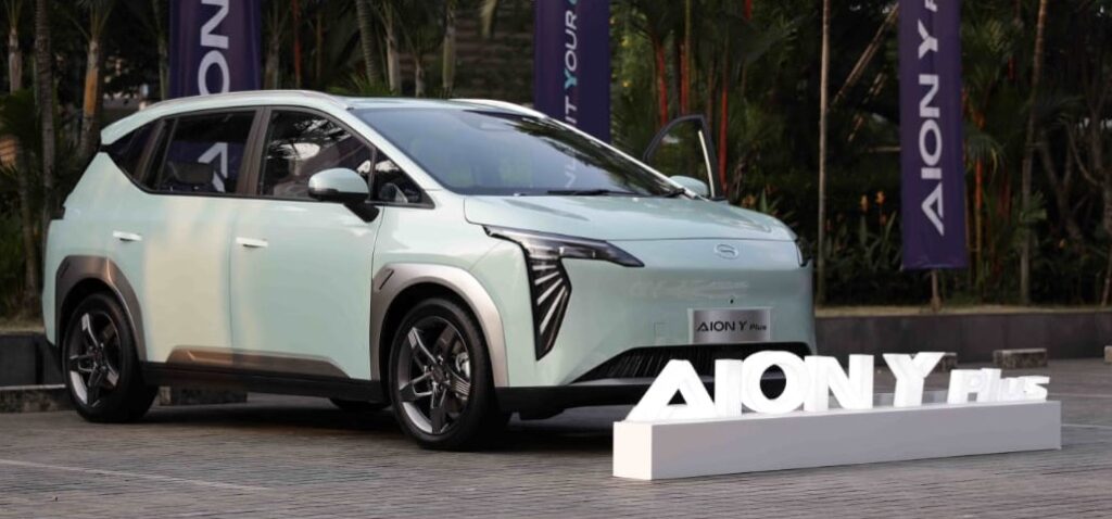 AION Y Plus, Mobil Listrik Premium Cina Resmi Dilepas 419 Juta