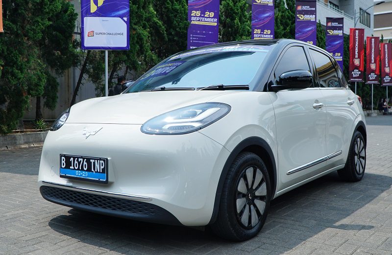 Wuling Air ev Kenalkan Tipe Long Range di GIIAS 2024 Bandung
